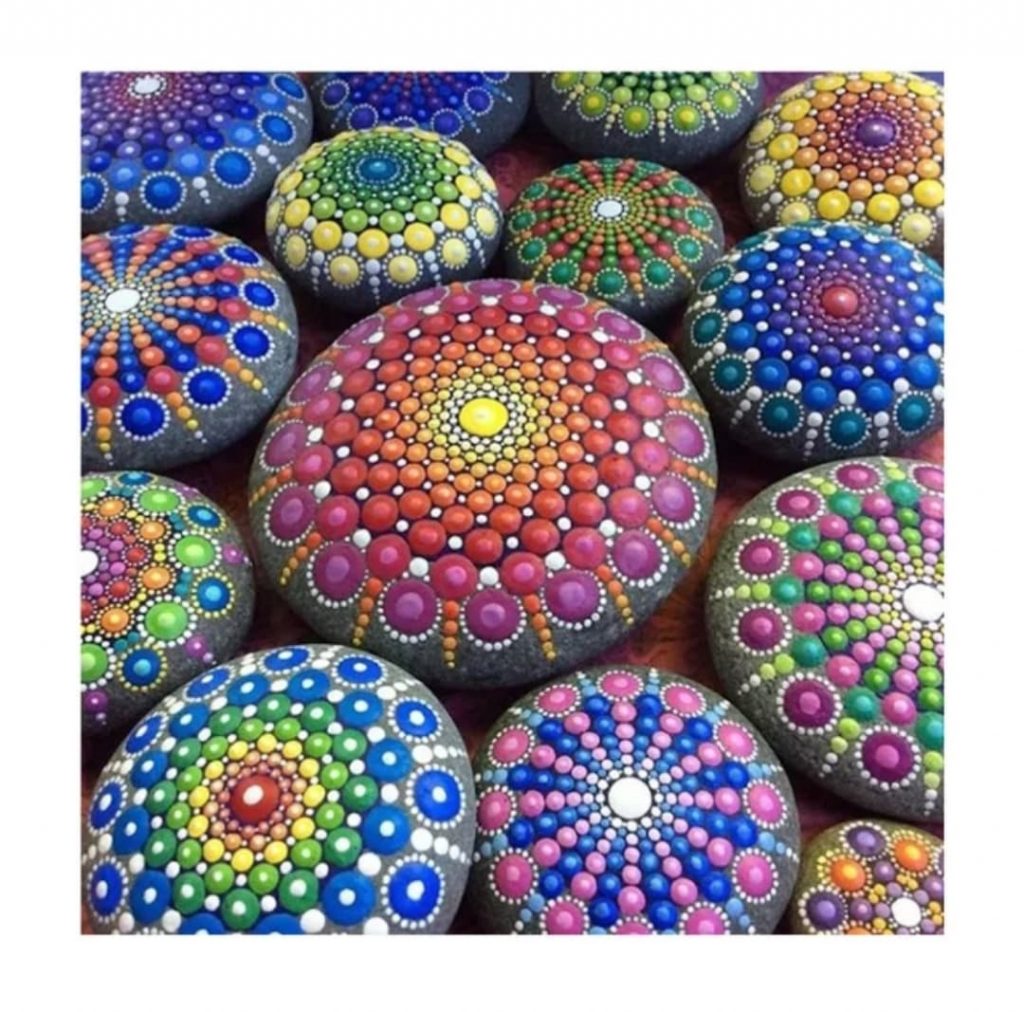 Pretty Pebbles (68) – Glitter Envy